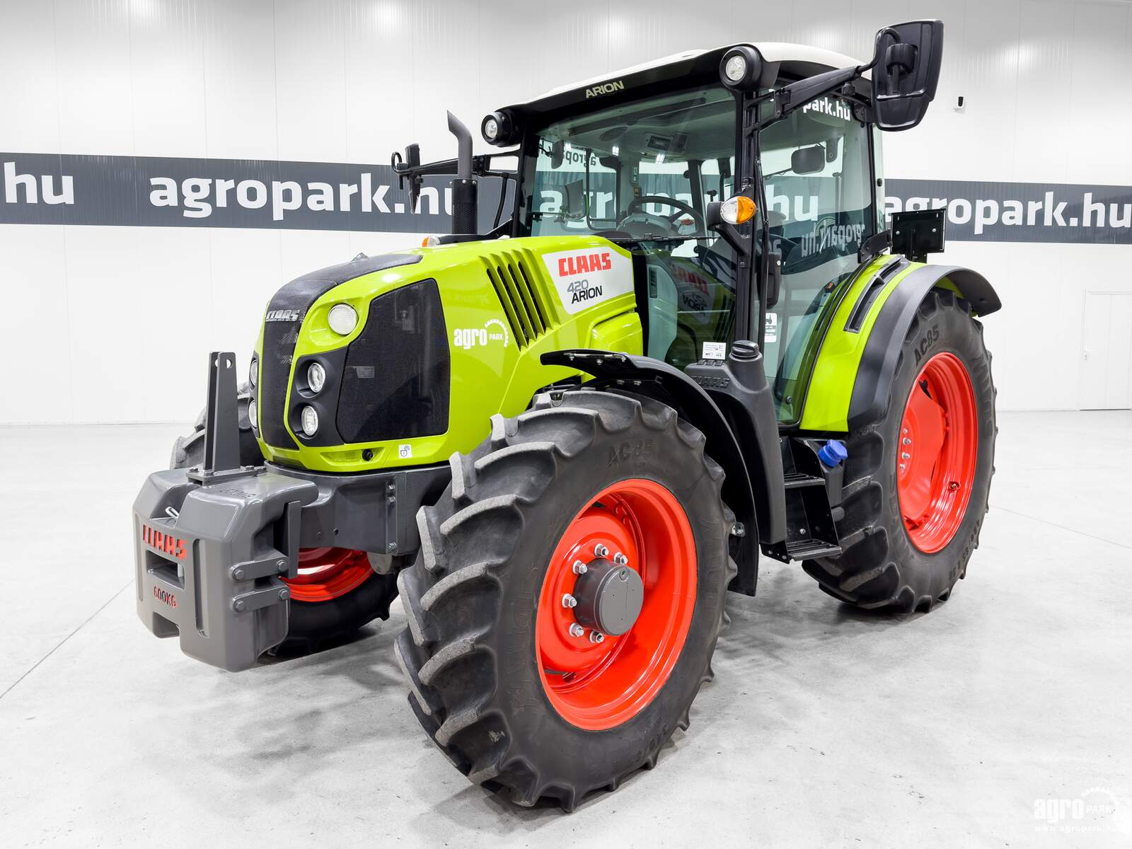 Der leistungsstarke Claas Arion 420 - Technische Details im Überblick Der leistungsstarke Claas Arion 420 - Technische Details im Überblick
