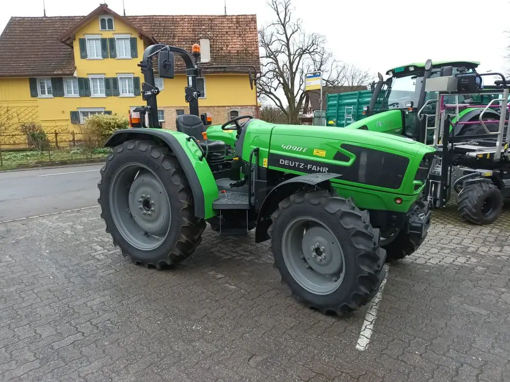 Deutz Fahr 4090 E Technische Daten - Alle Infos im Detail