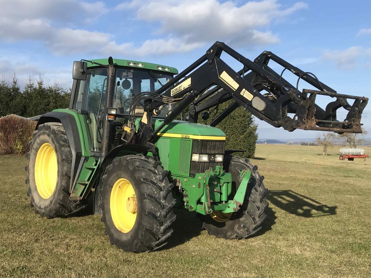 Especificaciones John Deere 6810 - Tractor potente para agricultores